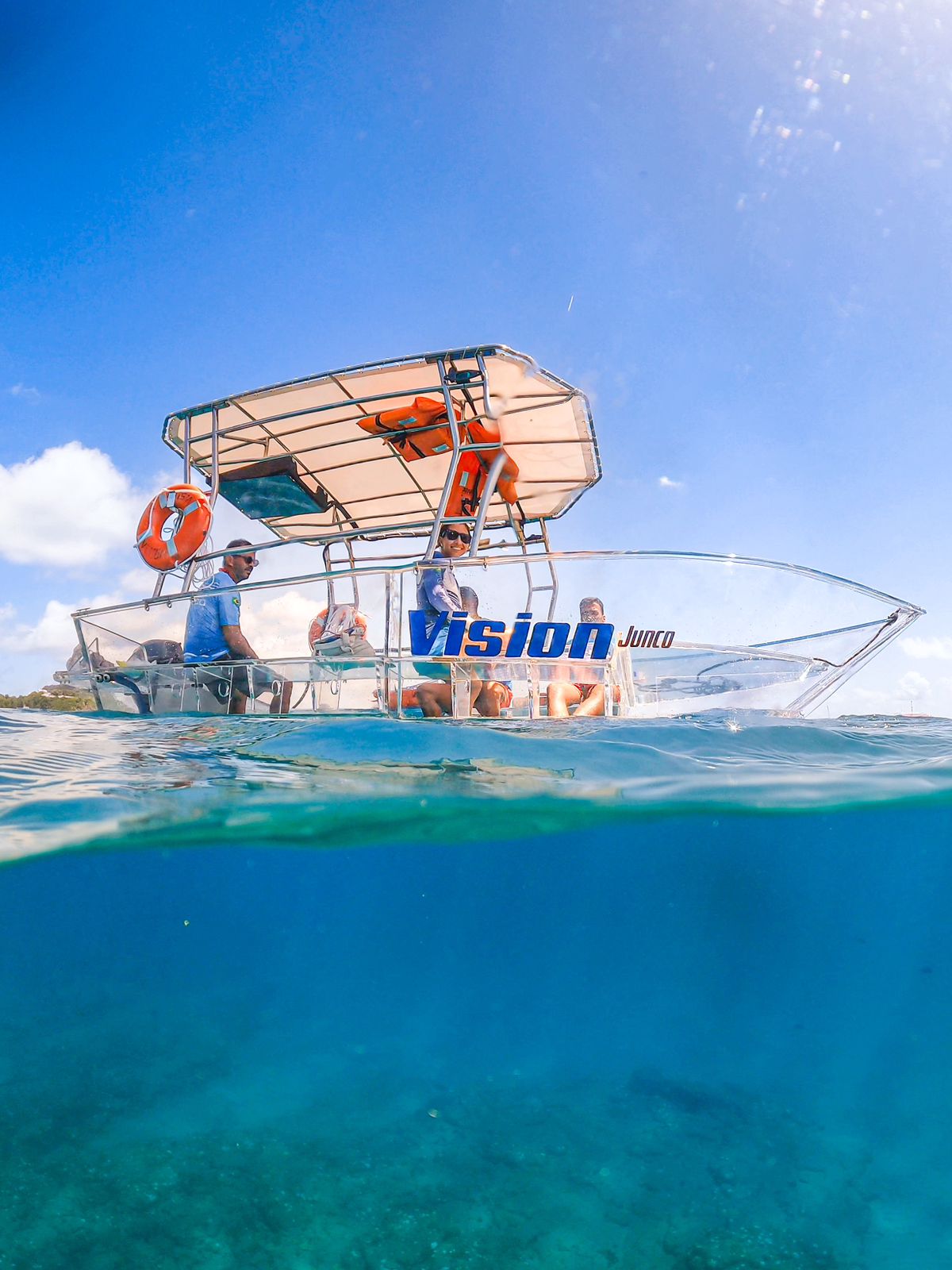 Barco Transparente - Noronhei